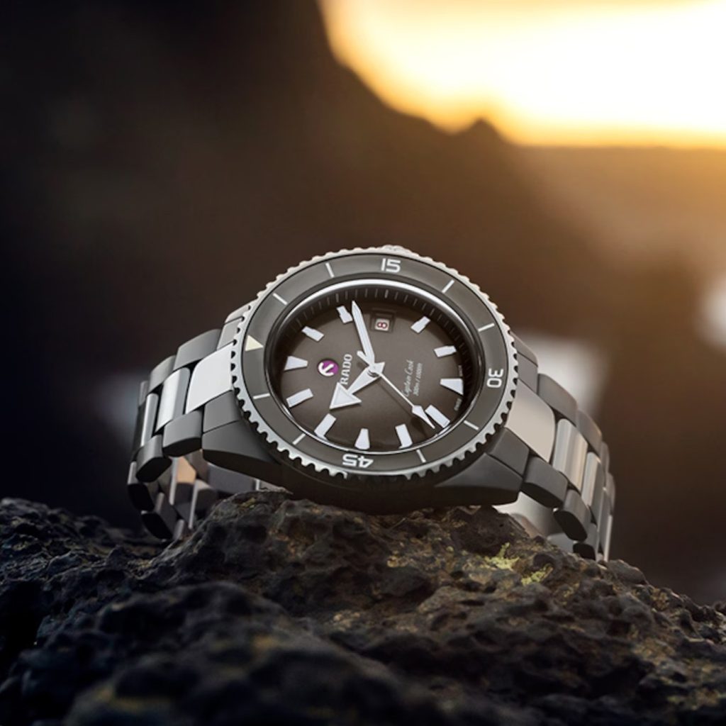 Đồng hồ Rado Captain Cook High-Tech Ceramic Diver R32144102